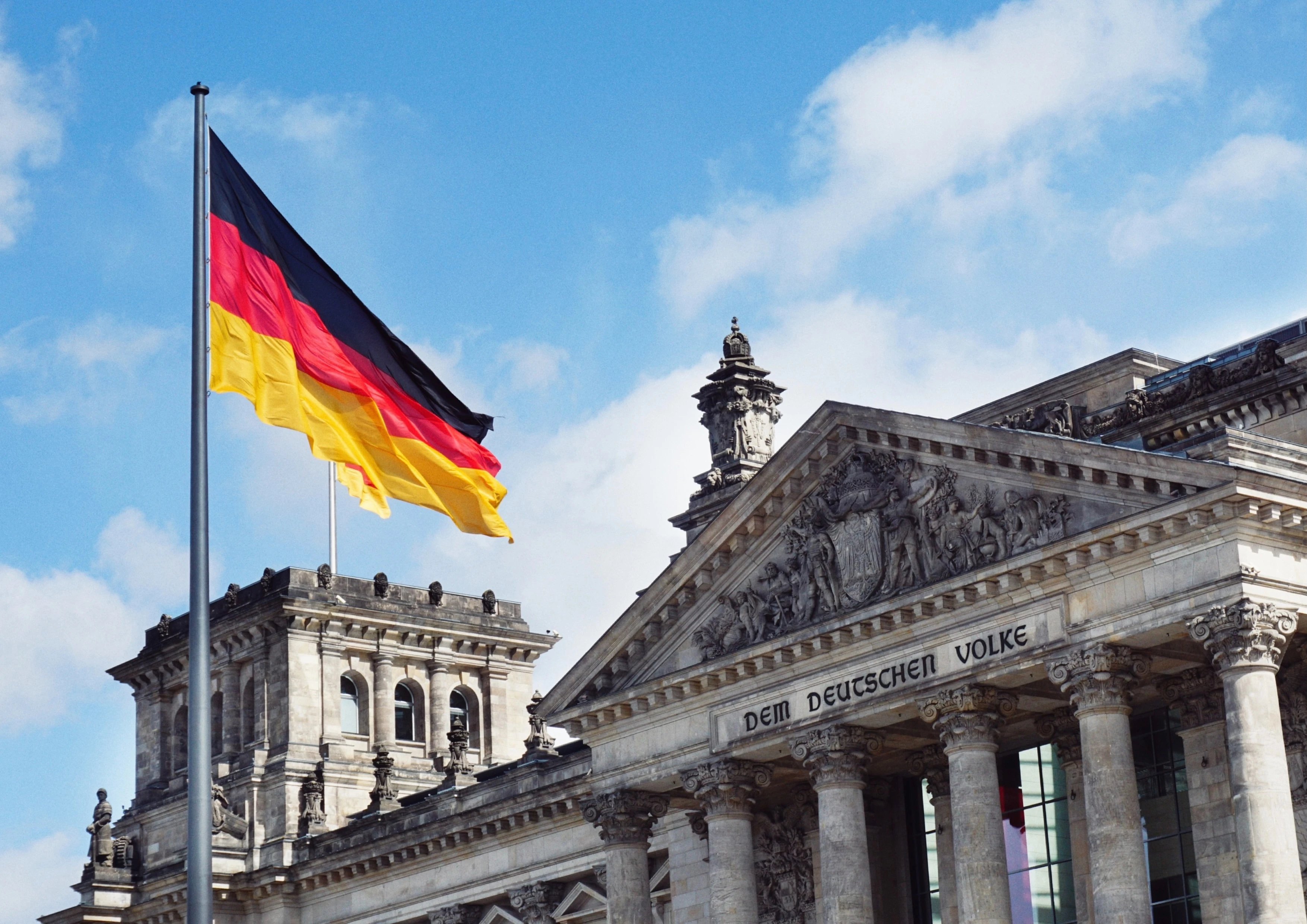 Working in Germany: What to Expect in Your New Job in Germany